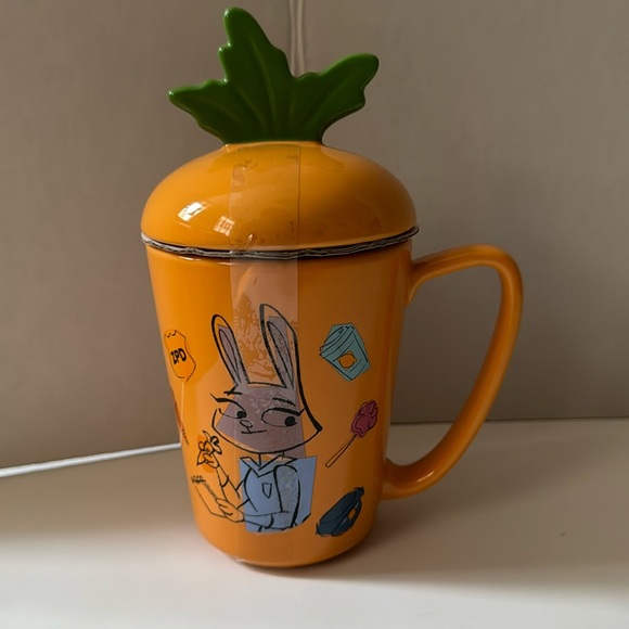 Disney | Dining | Disney Zootopia Zpd Judy Hopps Carrot Mug With Lid ...